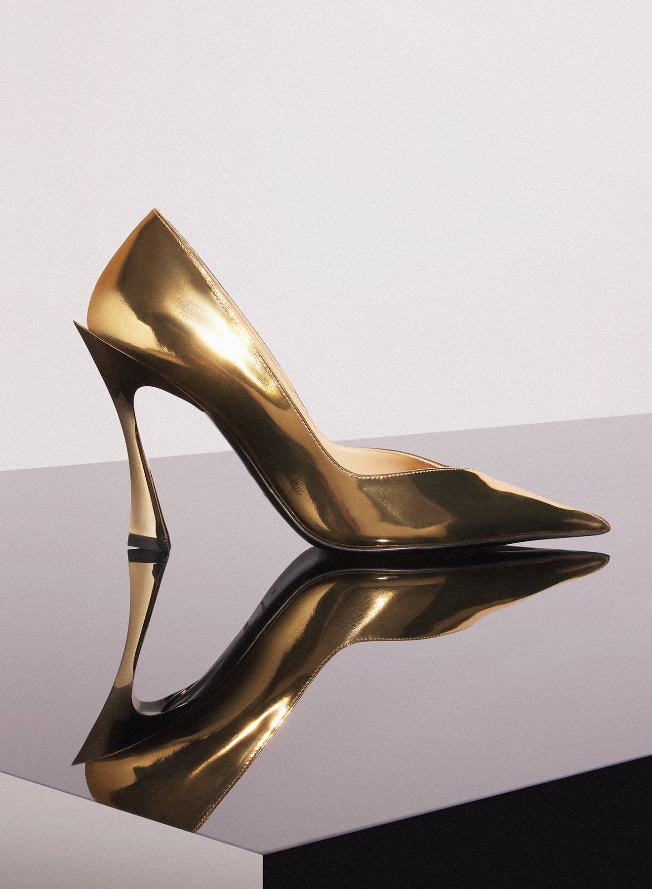 gold metalic classic fang 95 pump | MUGLER Official Website – Mugler