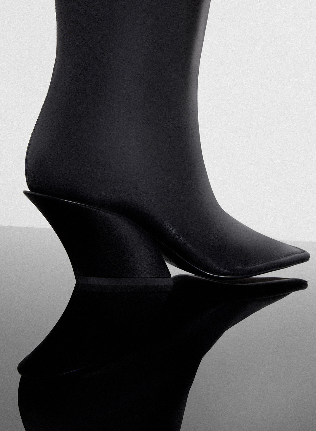 shoes | MUGLER Official Website – Mugler